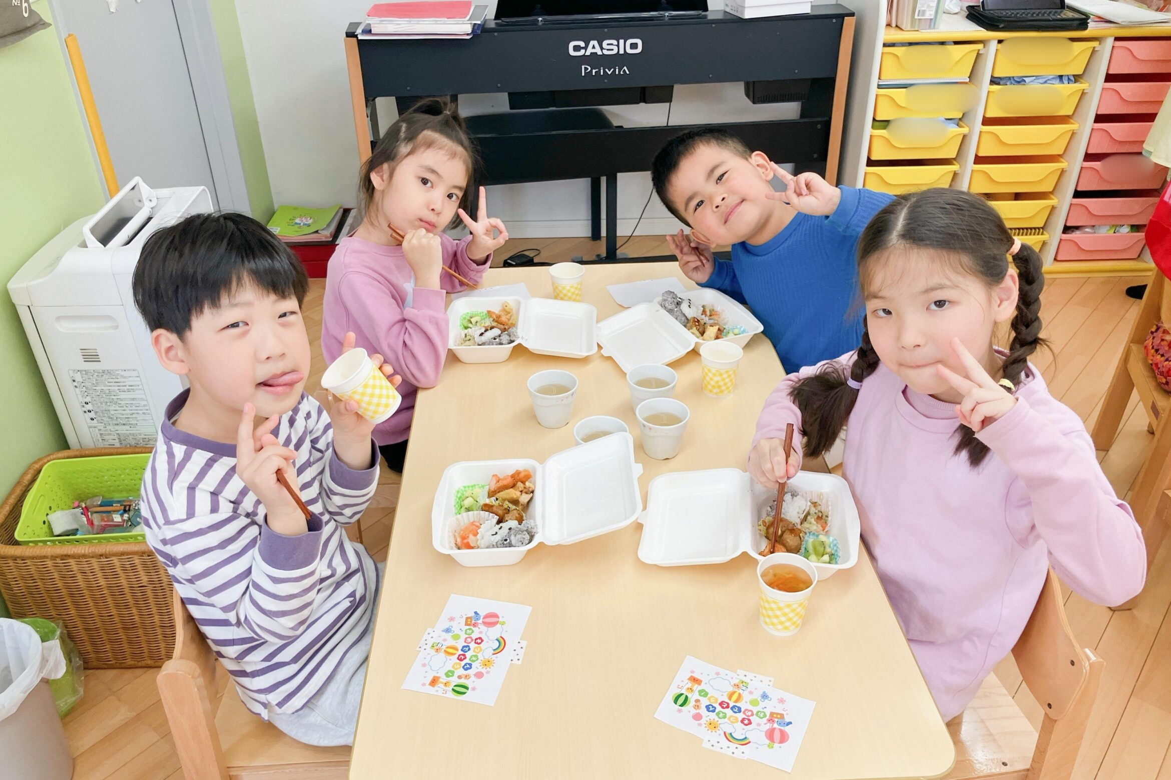 【食育】自分のお気に入りの型で！カラフルなクッキー作り | ちゃいれっく保育園 | 株式会社プロケア | Procare